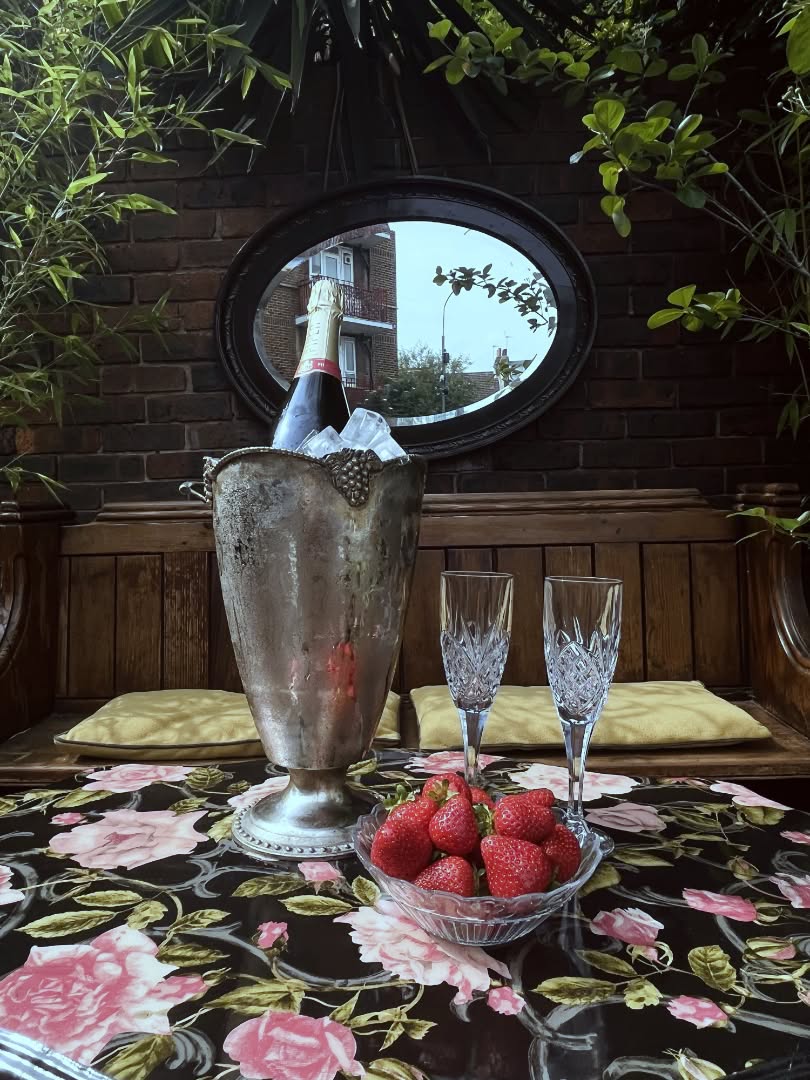 The Pear Tree Fulham : Rich in character, traditional pub