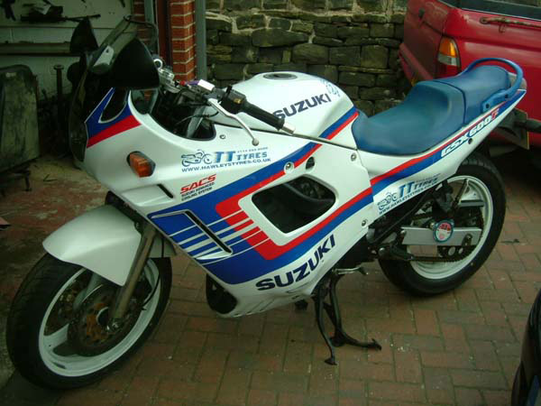 Buy Motorcycle Tyres in Sheffield, Rotherham & The Peak District | TT ...